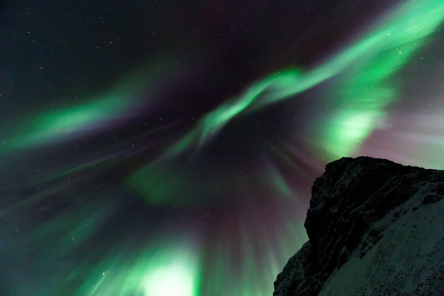 Guide to Photographing the Aurora Borealis in Iceland | Cool Travel Iceland